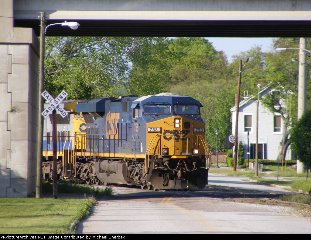 CSX 758